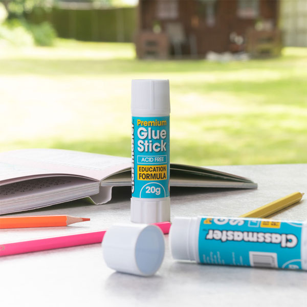 Classmaster 20g Premium Glue Sticks - Pack of 72 in a Classroom tray ...