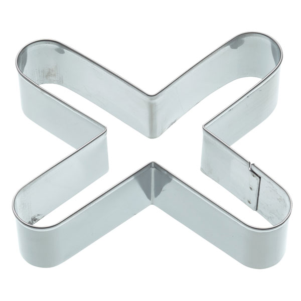 Kitchen Craft KC3570 12cm Kiss Shaped Cookie Cutter | Rapid Electronics