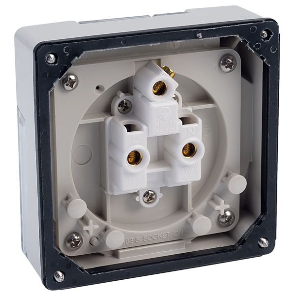 Schneider Electric 56SO313LEGY 13A 250V IP66 Industrial Power Socket ...