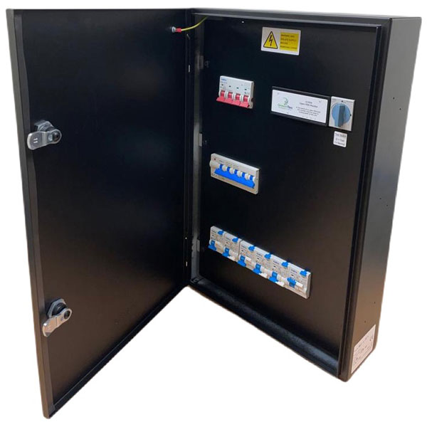 matt:e ARD-6-32-R 32A Connection unit with auto reset and 6x 32A DP ...