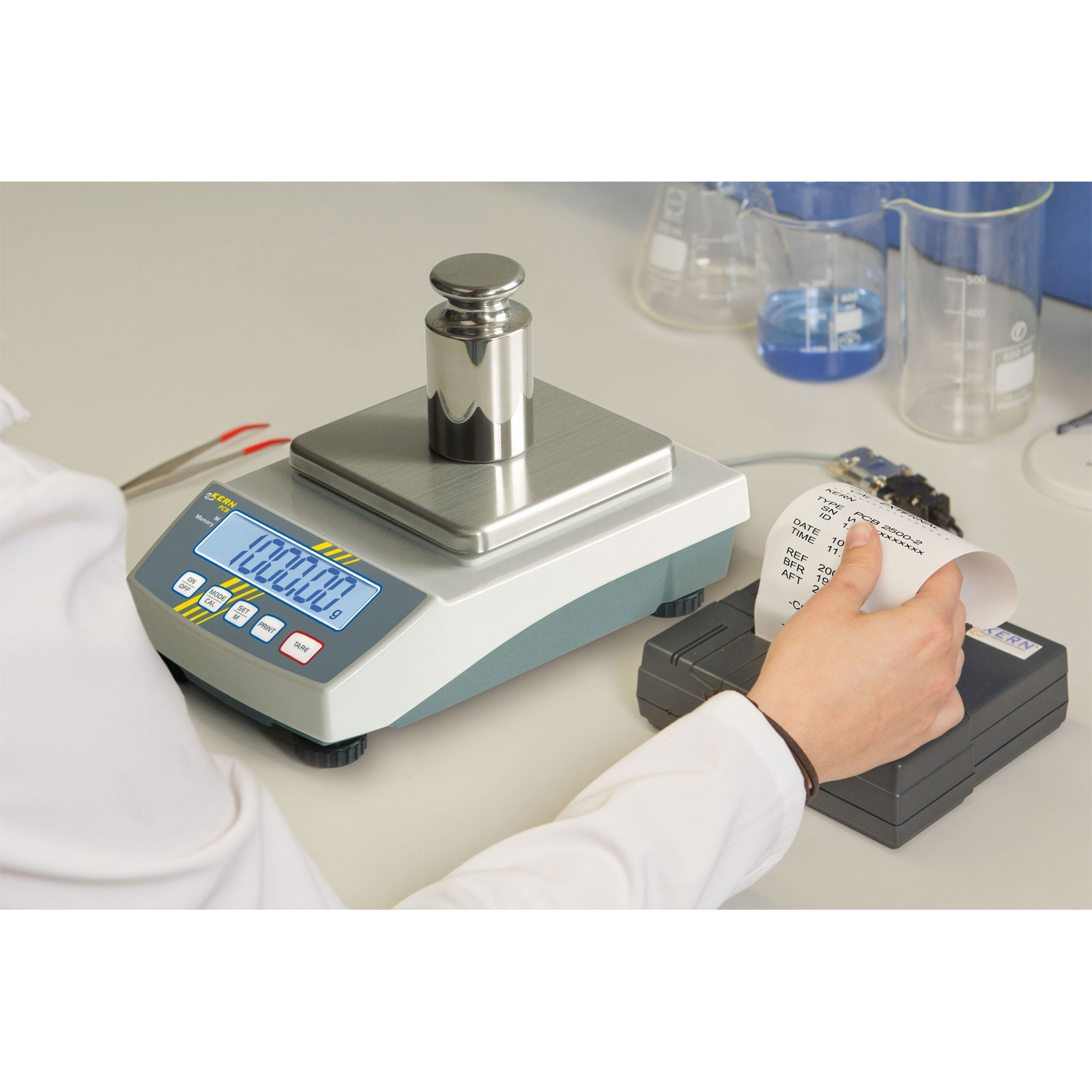 Kern FCB 3K0.1 Bench Scale 0.1g : 3kg | Rapid Online