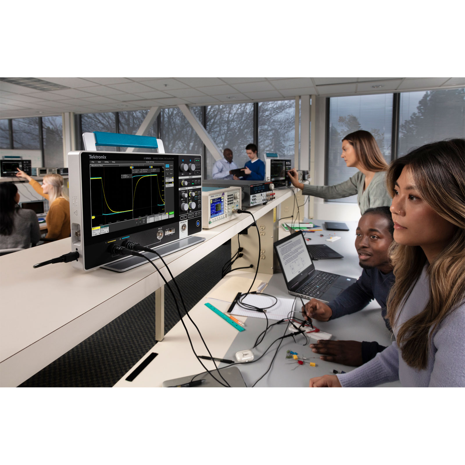 Tektronix MSO22 2-BW-70 Mixed Signal Oscilloscope 2 Channels 70MHz ...