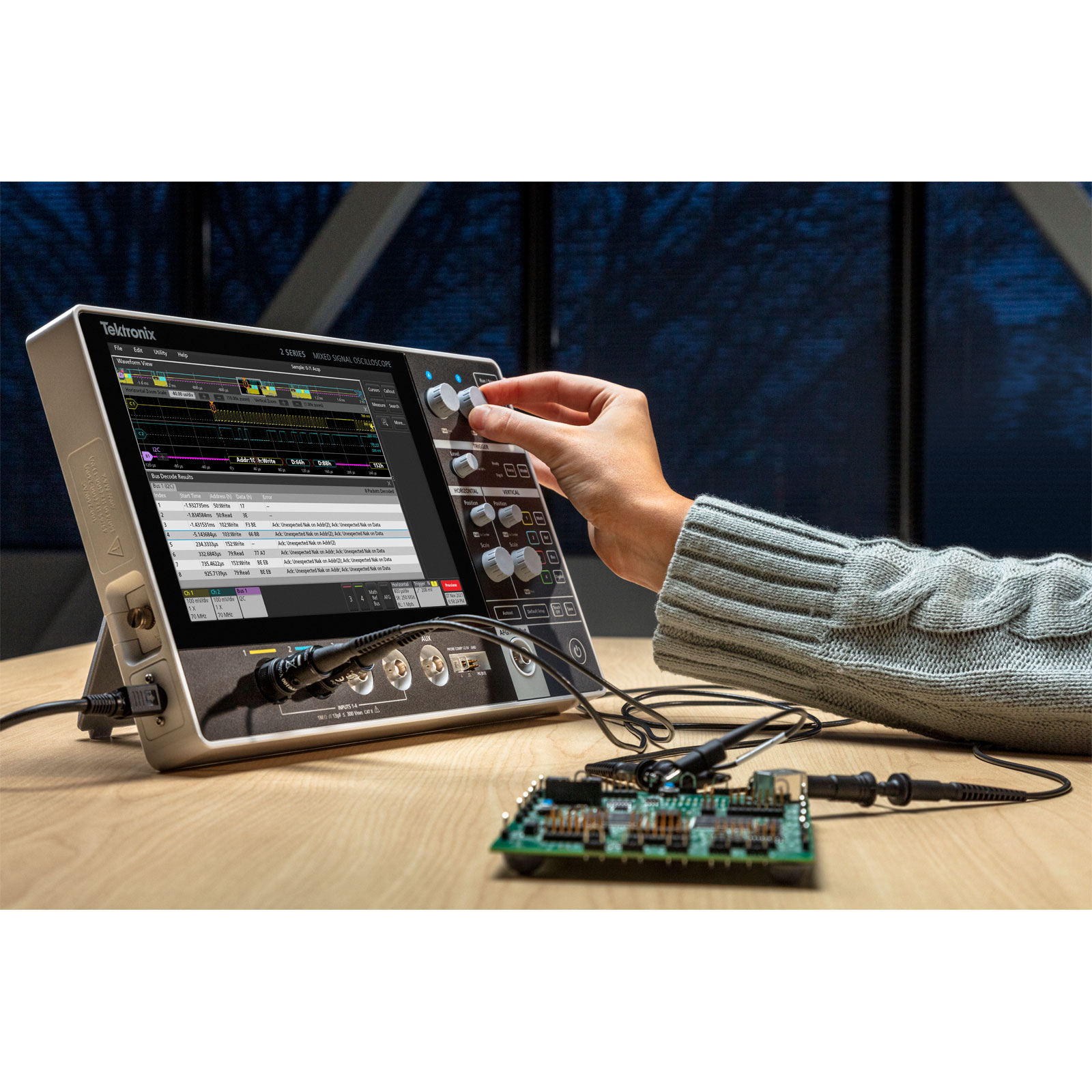 Tektronix MSO24 2-BW-500 Mixed Signal Oscilloscope 4 Channels 500MHz Bandwidth | Rapid Online