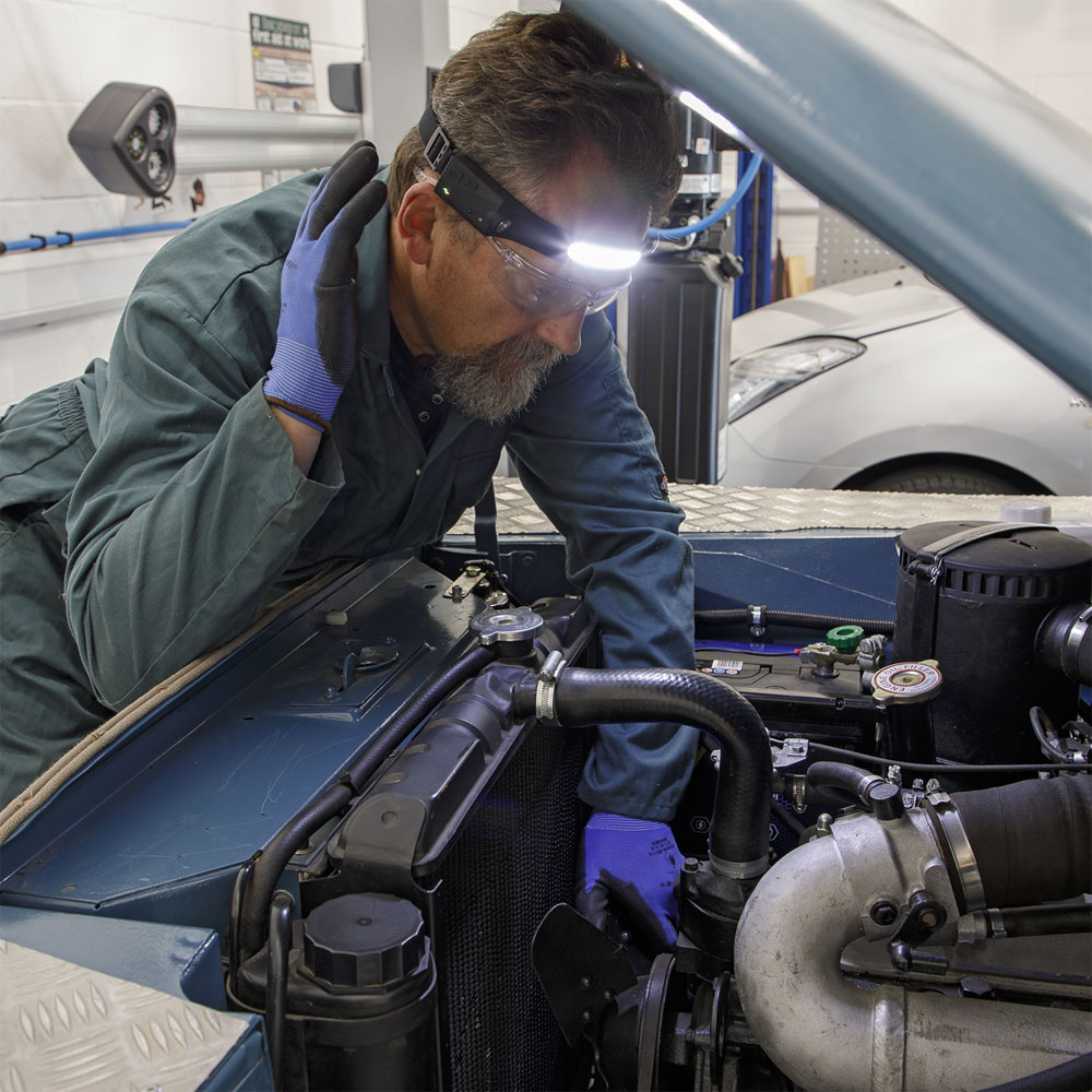 Sealey HT104R Head Torch 5W COB & 3W LED Bulb with Auto-Sensor ...