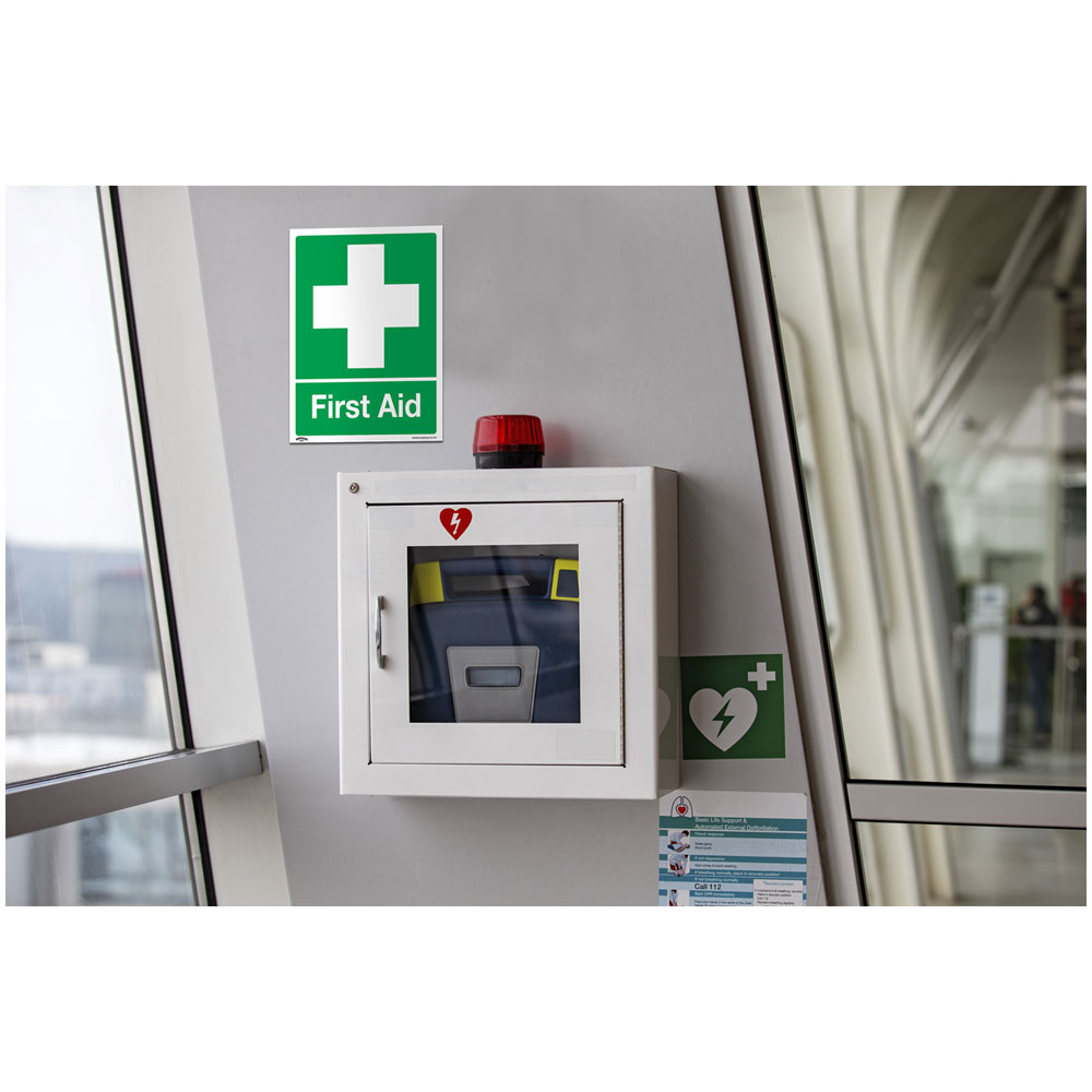 Worksafe SS26V1 Safety Sign - First Aid - Self-Adhesive Vinyl | Rapid ...